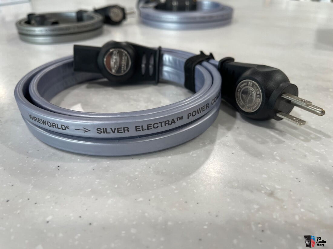 WireWorld Silver Electra Power Cables 1.0m (Two Available) Photo ...