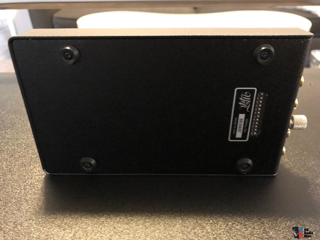 MoFi Studio Phono Preamp Photo #3816043 - US Audio Mart