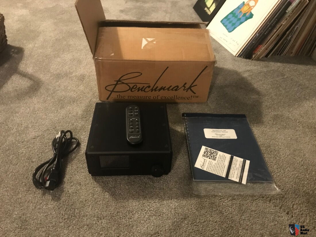 Benchmark LA-4 line amplifier Photo #3833022 - US Audio Mart