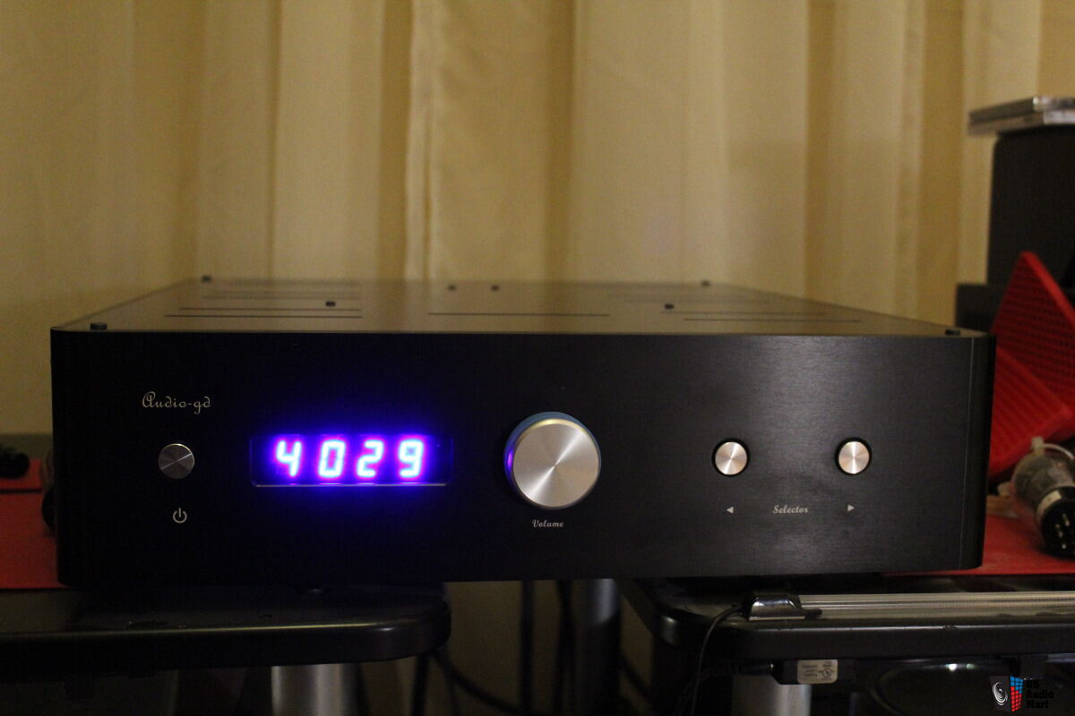 Audio GD HE 1 XLR Top of the line Tube Preamplifier Photo #3839896 ...