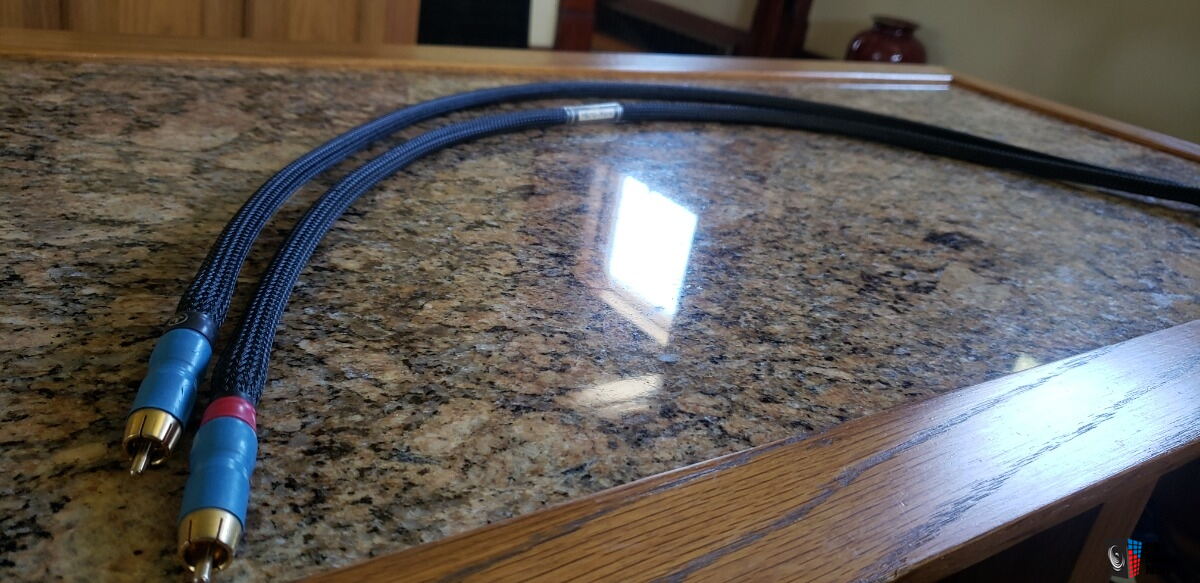 FMS Micro Wave interconnect Photo #3846625 - US Audio Mart