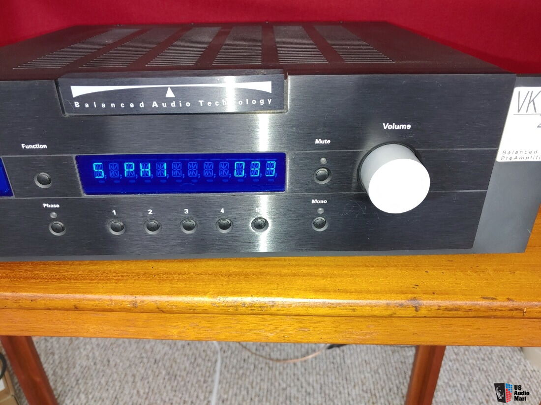 Balanced Audio Technology (BAT) VK-40 SS preamp Photo #3847273 - US ...