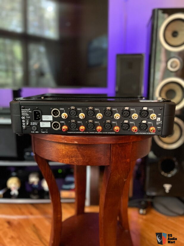 PS Audio BHK Signature Preamplifier Photo #3864232 - US Audio Mart