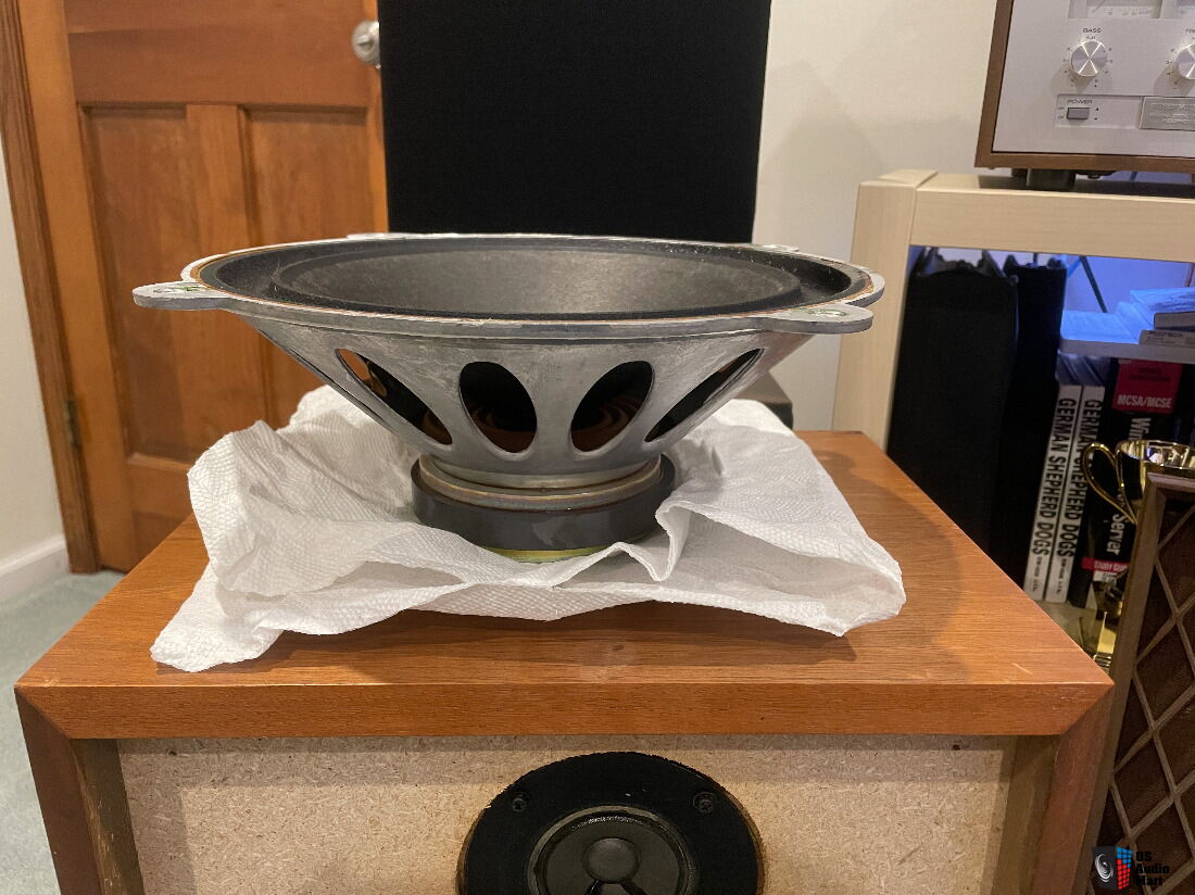 Realistic Nova 8 Vintage 3 way Speakers ( Recapped and modded ) Photo ...