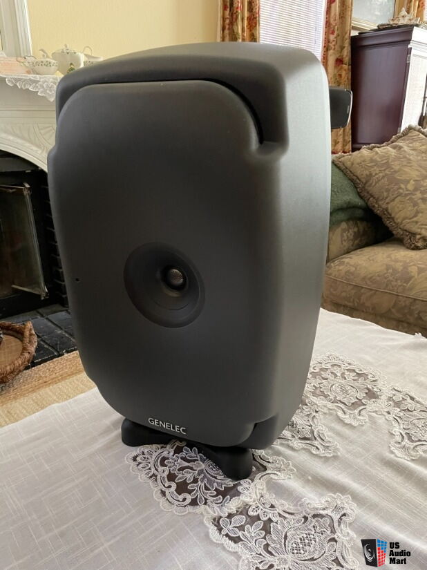 Single Genelec 8361A - Producer Grey Photo #3879895 - US Audio Mart