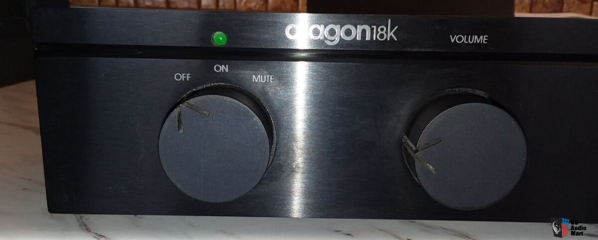 Aragon 18k preamp with IPS power supply Photo #3882989 - US Audio Mart