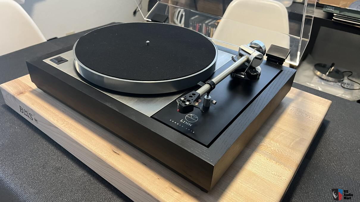 Linn Sondek LP12 with Linn Ittok LVII/Cirkus Bearing/Sub-chassis Photo ...
