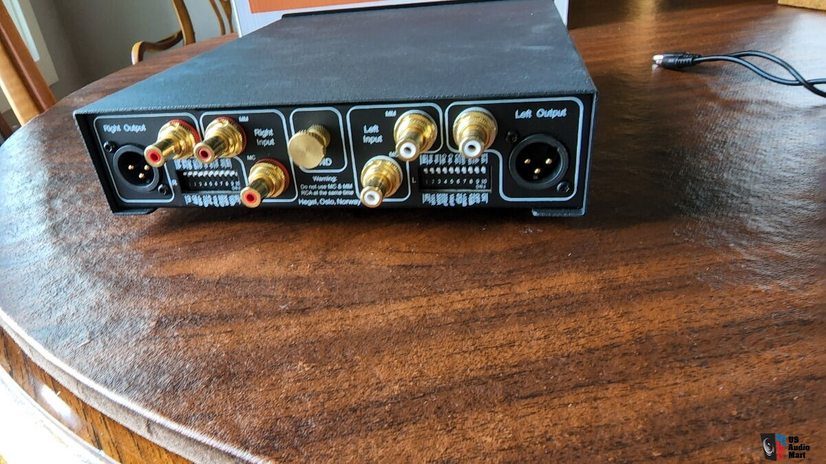 Hegel Phono Pre-Amp, V10, Like New Photo #3887660 - US Audio Mart