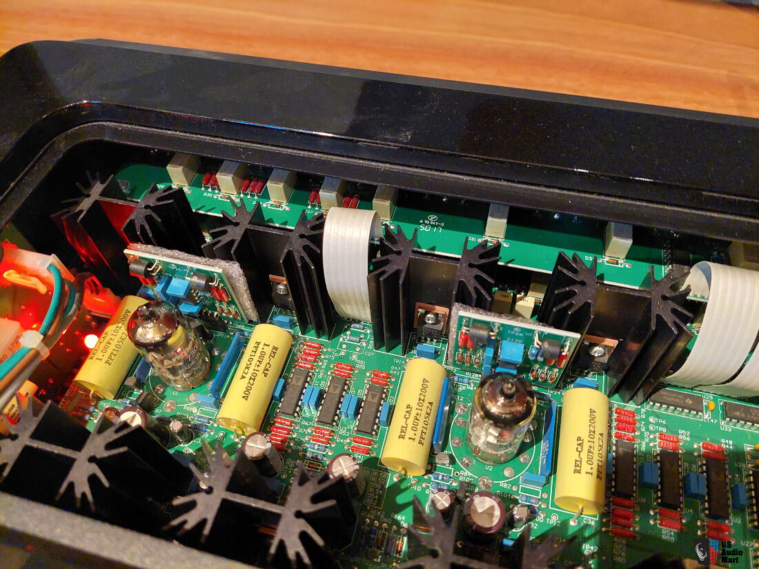 PS Audio BHK Signature Preamp Photo #3888362 - US Audio Mart