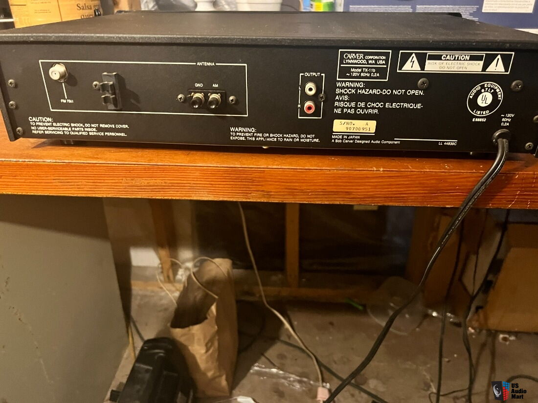 Carver TX-11b Tuner Photo #3889403 - US Audio Mart
