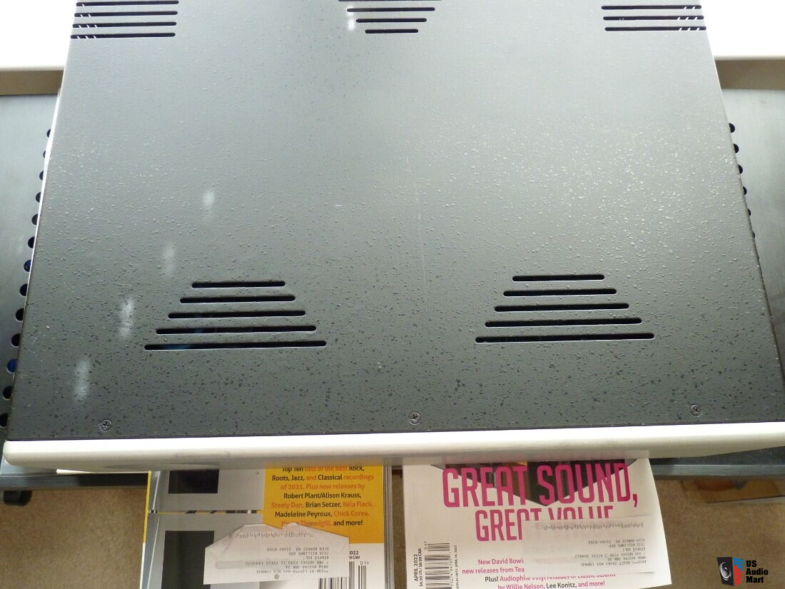 Rogue Audio Medusa stereo tube hybrid Class D amp, silver, 200/400 WPC ...