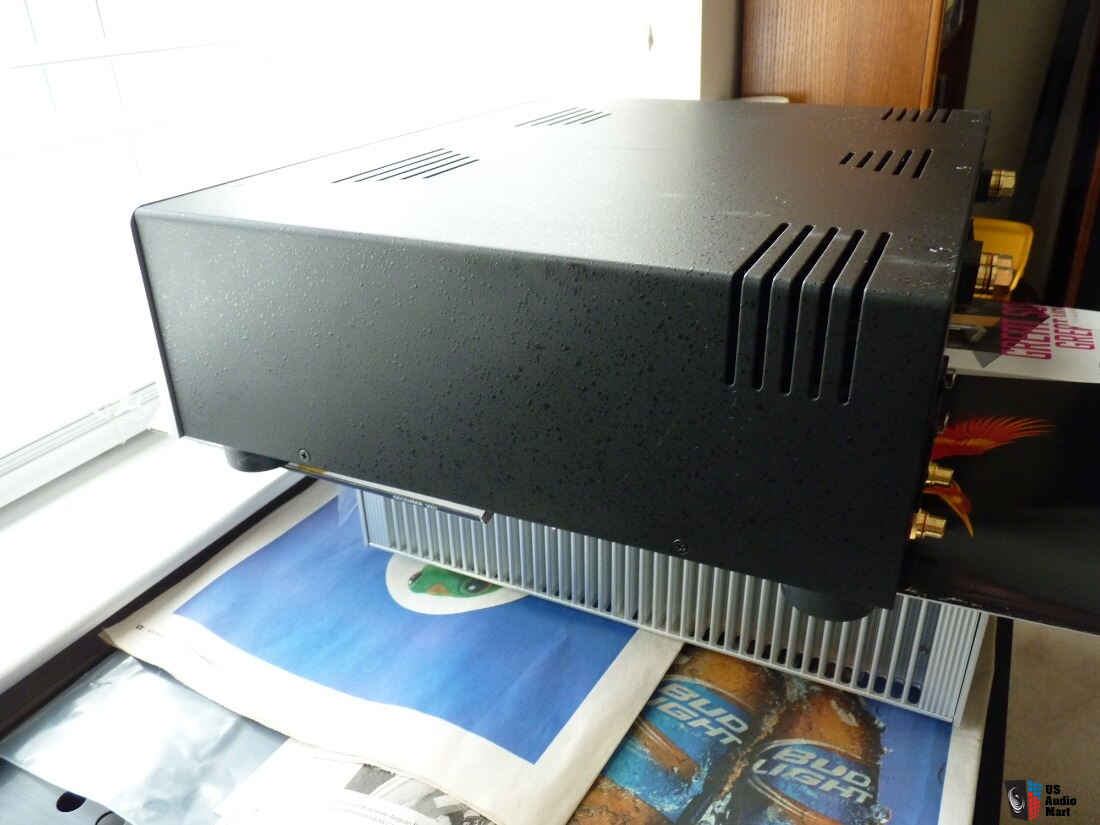 Rogue Audio Medusa stereo tube hybrid Class D amp, silver, 200/400 WPC ...