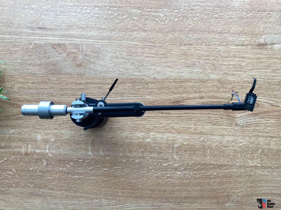 ADC LMF-1 Carbon Fiber Tonearm With ASL-1 Stabilizer Photo #3894676 ...