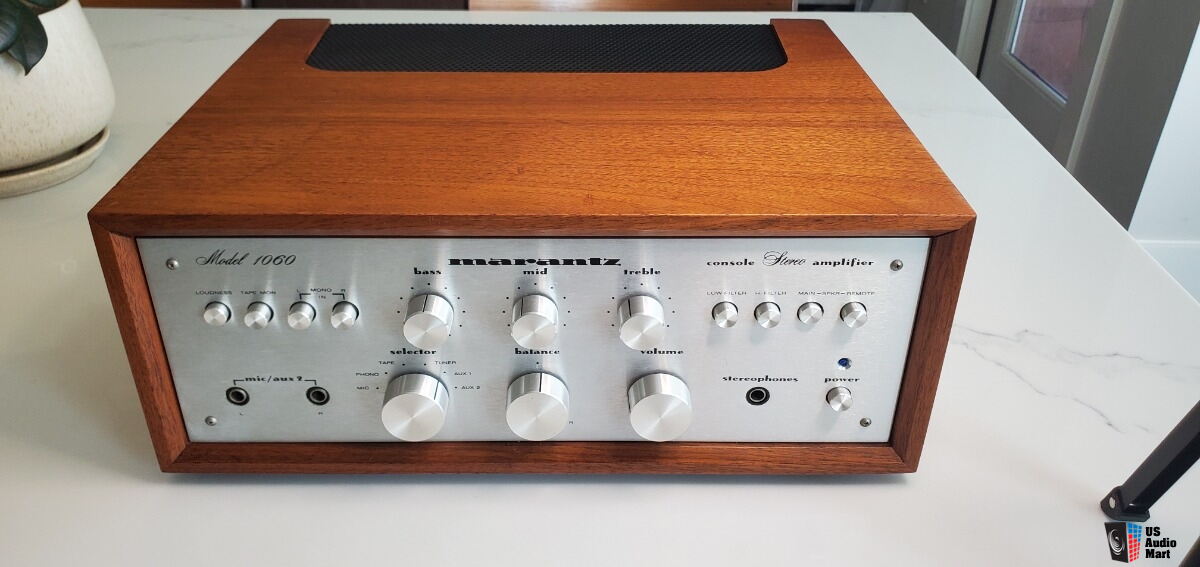 Vintage Marantz Model 1060 Amplifier in wood case For Sale - US Audio Mart