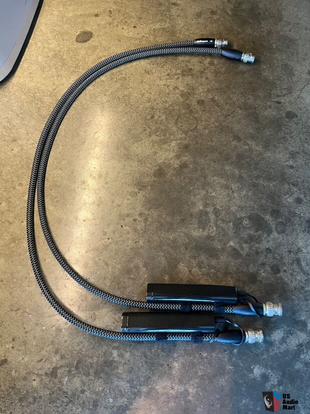 audioquest diamond .75 meter (2) perfect for DAC to clock connection ...