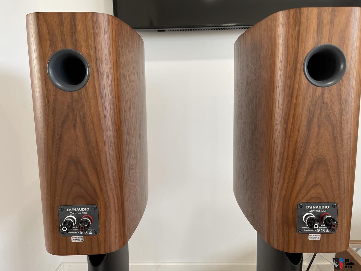 Dynaudio Contour 20i Walnut + Stand 20 Photo #3897690 - US Audio Mart