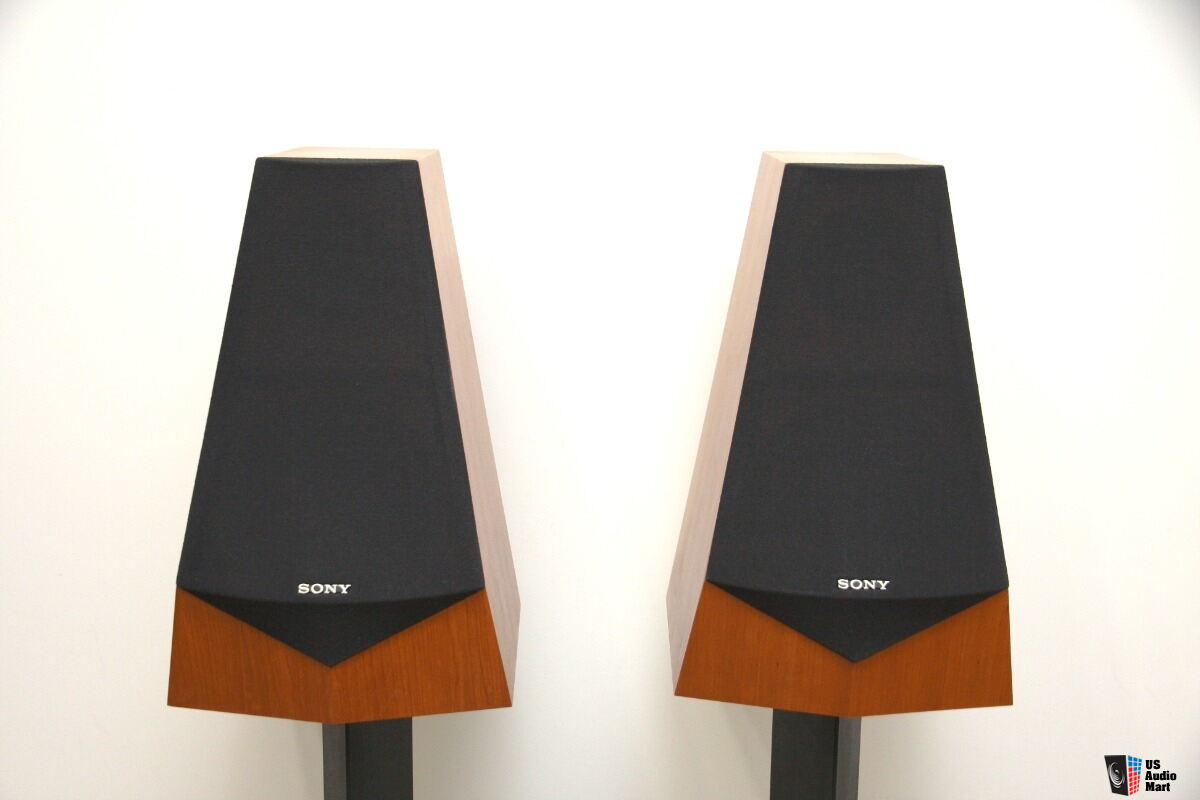 Sony SS-M3 monitors with original Sony Stands WS-M3 Photo #3925884 - US ...
