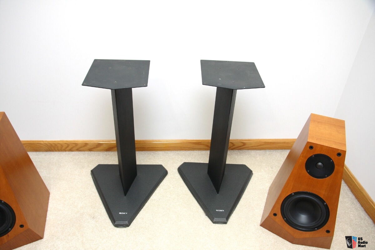 Sony SS-M3 monitors with original Sony Stands WS-M3 Photo #3925885 - US ...