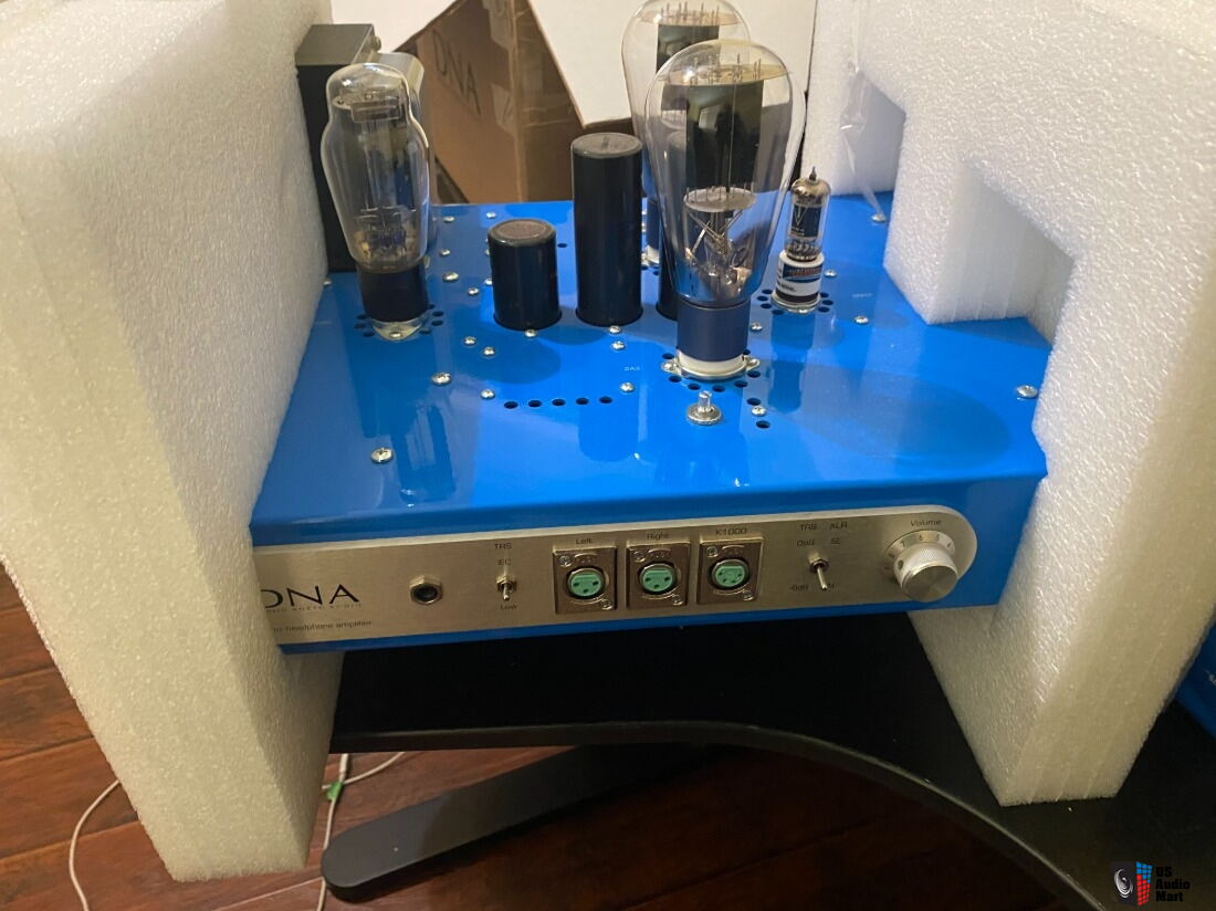 DNA Stratus vacuum tube headphone amplifier Photo #3937343 - US Audio Mart