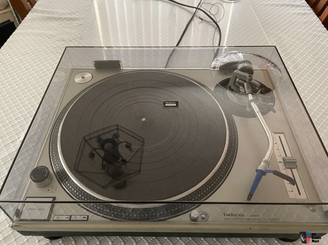Technics SL-1200 MK2 with Cover & Cartridge/Stylus Photo #3945926 - US ...