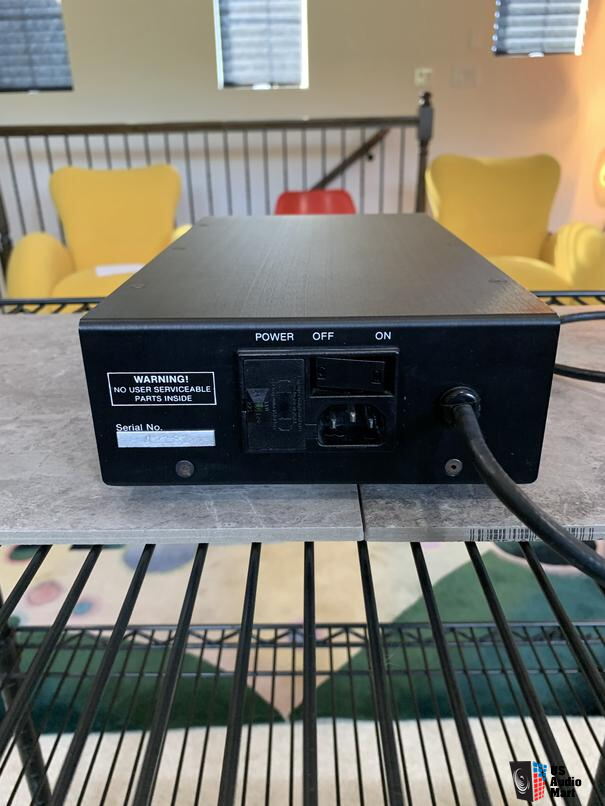 Apogee Acoustics DAX 1 Active Crossover For Apogee Diva, Duetta ...