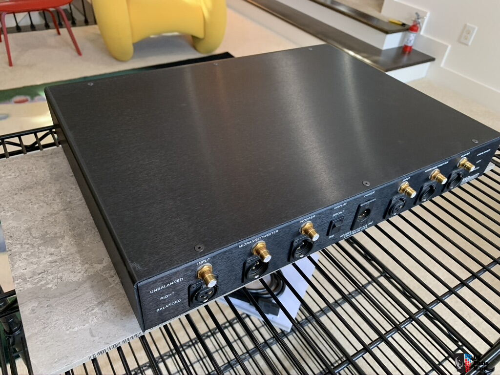 Apogee Acoustics DAX 1 Active Crossover For Apogee Diva, Duetta ...