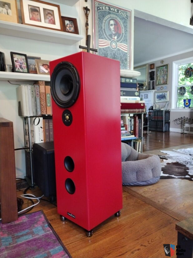 Tekton Lore and matching center speaker set, only one year old Photo ...