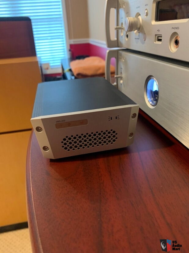 sMS-200 Network Player Photo #3955943 - UK Audio Mart