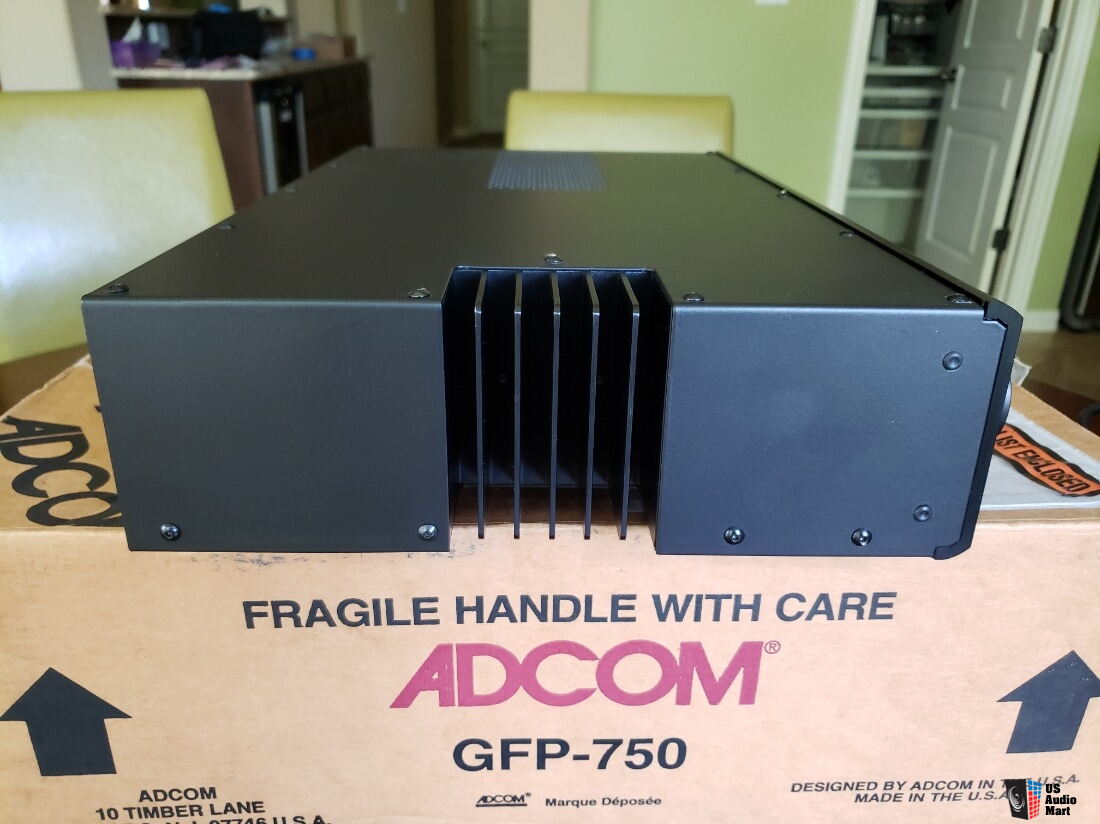 Adcom GFP-750 Preamplifier Photo #3959526 - US Audio Mart