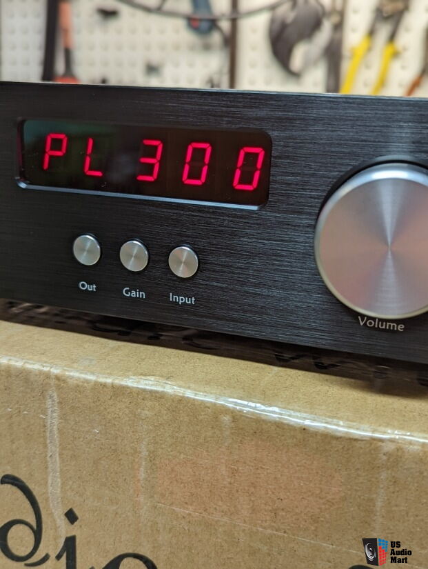 PRICE DROP* Audio-GD Master 19 Headphone amp/Preamplifier Photo ...