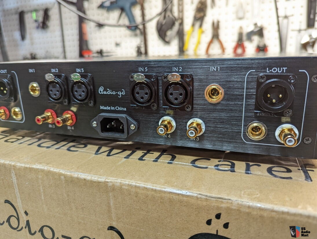 PRICE DROP* Audio-GD Master 19 Headphone amp/Preamplifier Photo ...