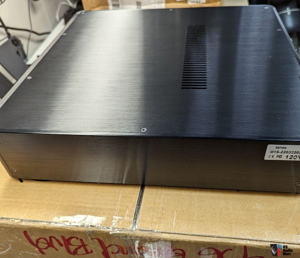 PRICE DROP* Audio-GD Master 19 Headphone amp/Preamplifier Photo ...