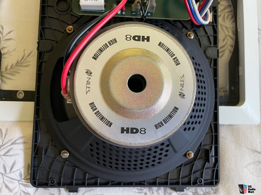 Niles HD6 and HD8 In-wall Speakers Photo #3962338 - US Audio Mart