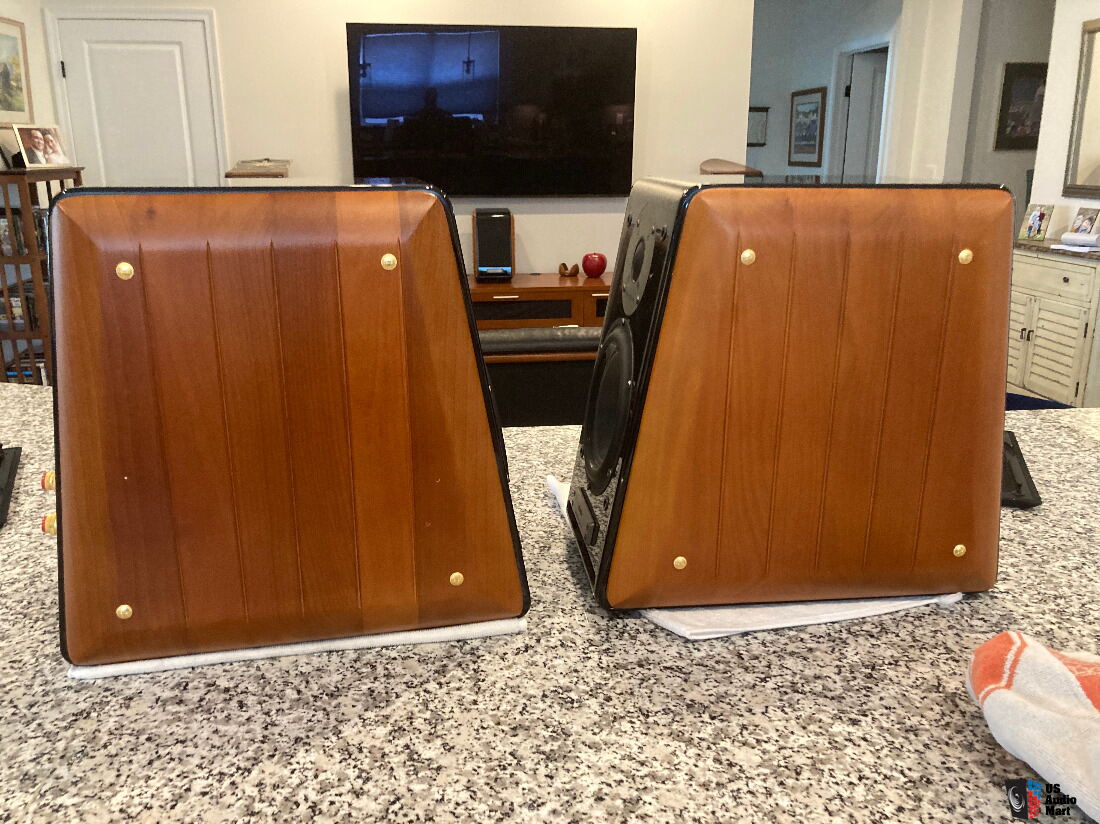 Usher BE-718 Speakers (Local pick up only) Photo #3980548 - US Audio Mart