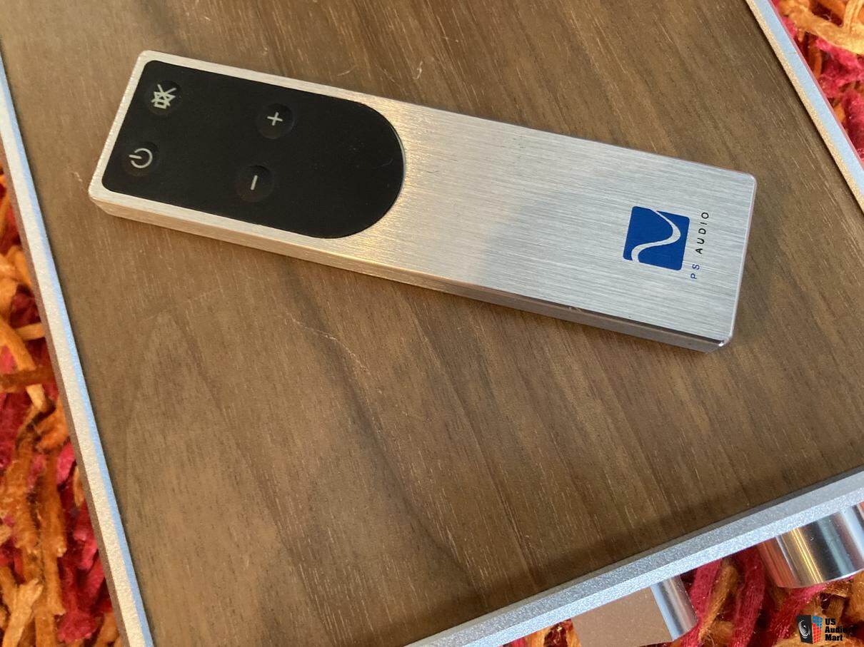 PS Audio Sprout 100 with Remote! Photo #3988032 - US Audio Mart