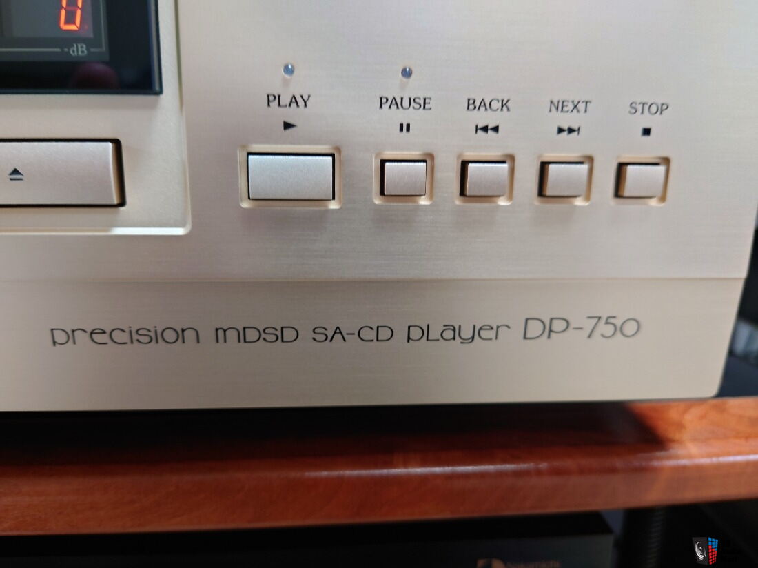 Accuphase DP-750 Precision MDSD SACD Player Photo #3989592 - US Audio Mart
