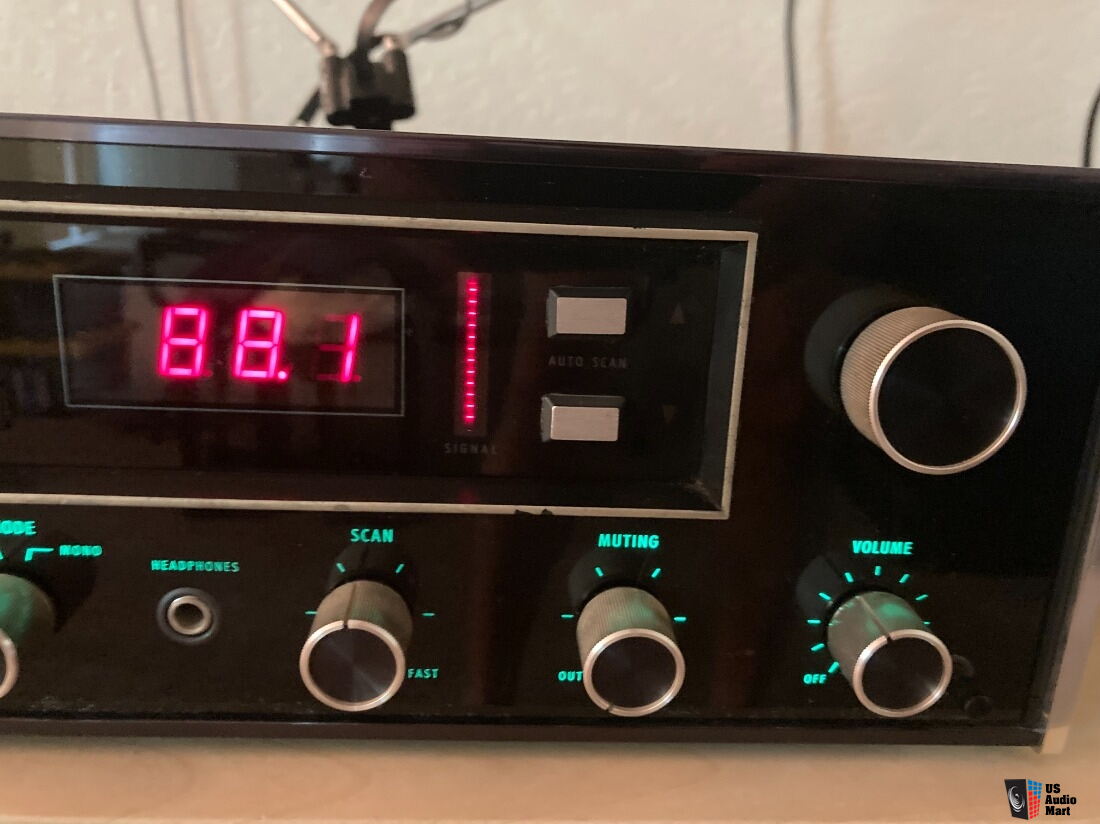McIntosh MR-80 Tuner Photo #3992221 - US Audio Mart