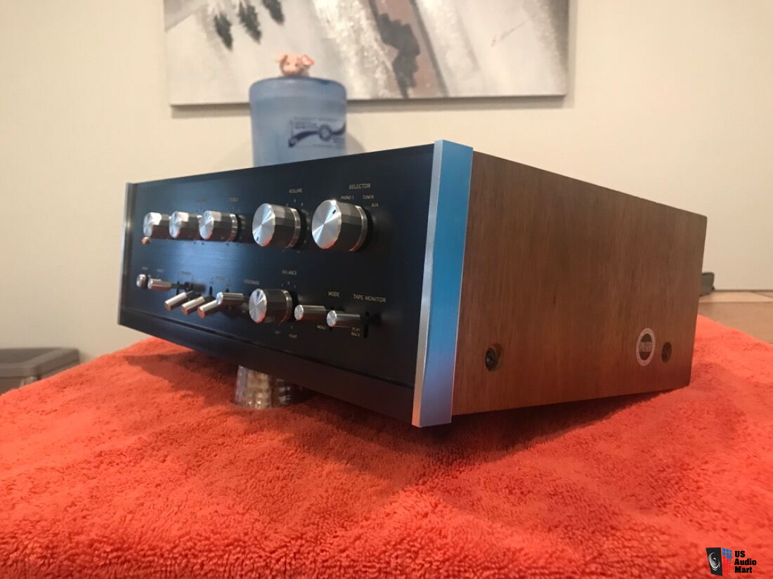 Vintage Sansui AU-555A Integrated Amplifier Photo #3993272 - US Audio Mart
