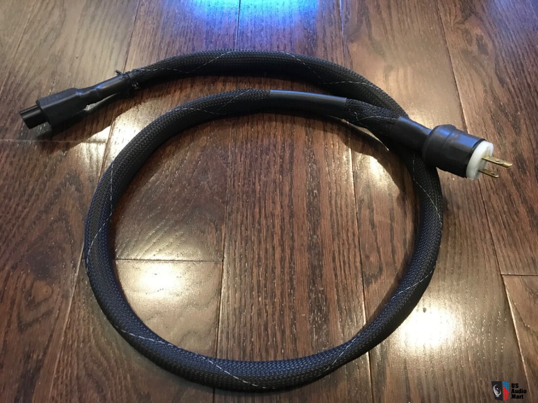 Synergistic Research AC Master Coupler Power Cord Photo #3998794 - UK ...