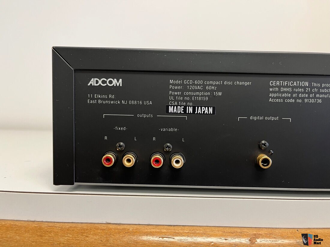 Adcom GCD-600 5-disc changer with remote and digital out Photo #3999771 ...