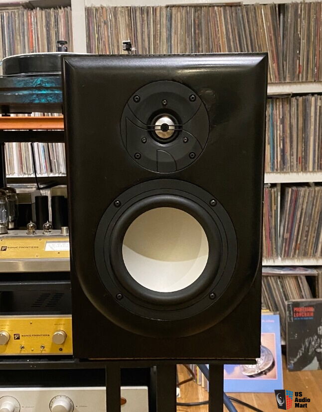Revel Performa M20 Stand Mount Speakers Photo #4005724 - US Audio Mart