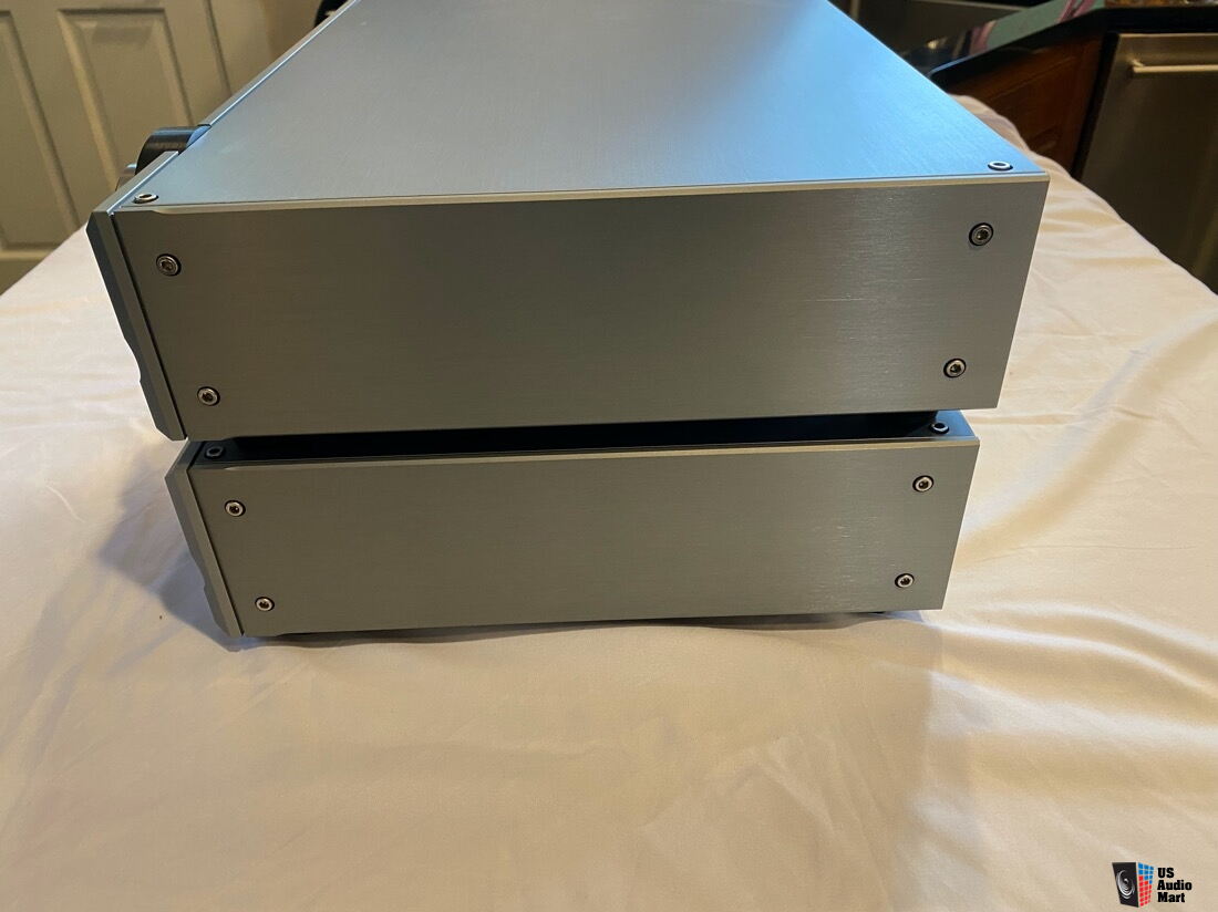 PASS Labs XP 20 Preamplifier LIKE NEW Photo #4010400 - US Audio Mart