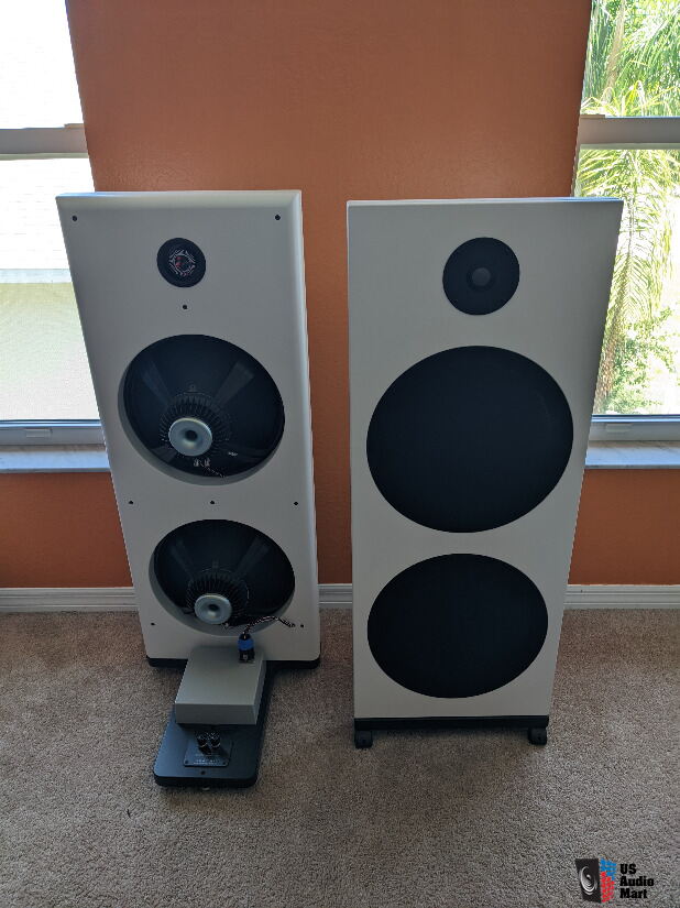 Spatial Audio Sapphire M3 Open Baffle Speakers in white Photo #4033187 ...