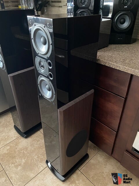 Polk Audio Home Theater System LSi15, LSiC and LSiFX speakers Photo ...