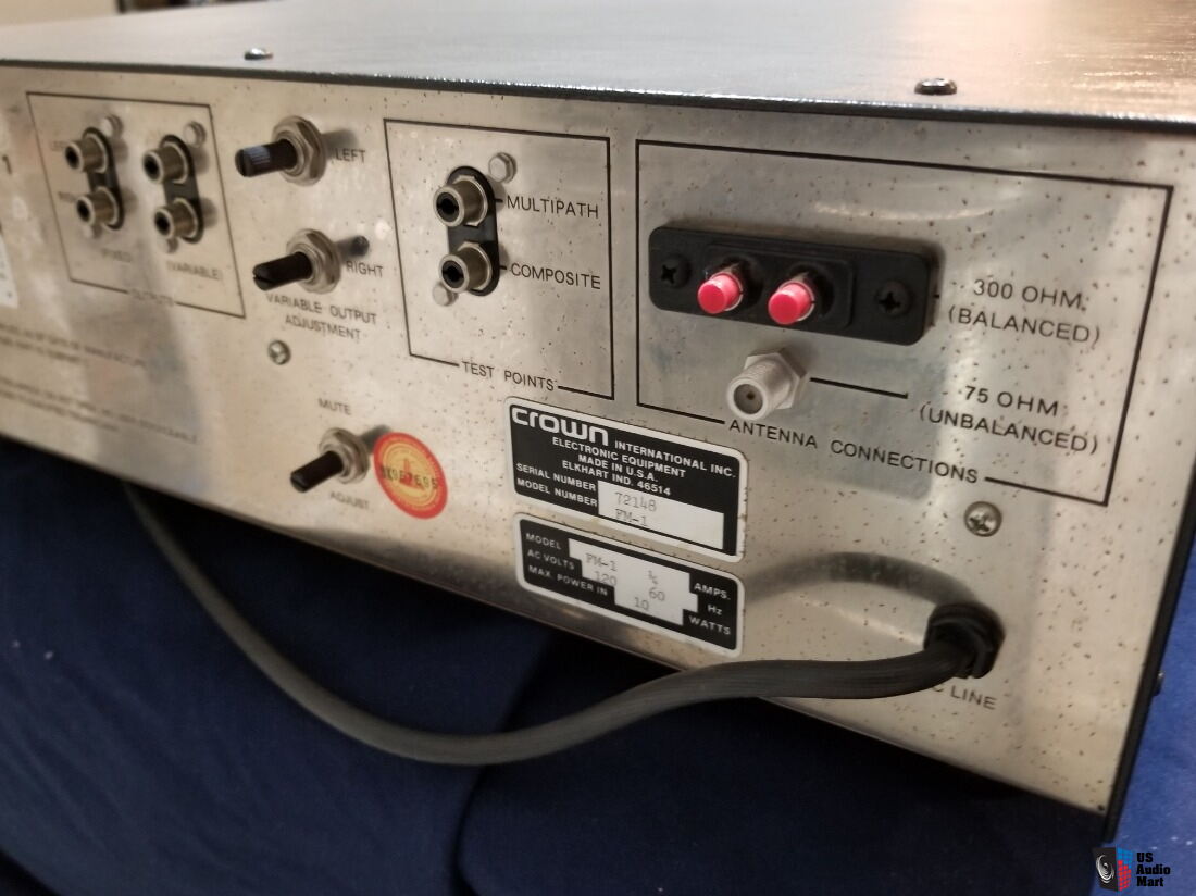 Crown Vintage FM-1 Digital Tuner Photo #4039834 - US Audio Mart