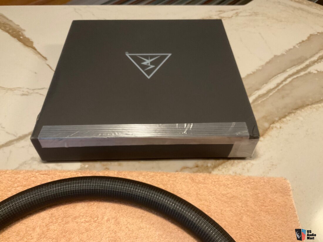 Shunyata Research Sigma V2 power chord Photo #4045989 - US Audio Mart