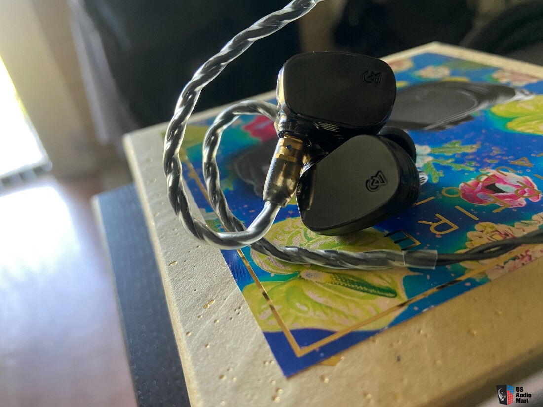Campfire Audio Solaris 2020 (Black) Photo #4051495 - US Audio Mart