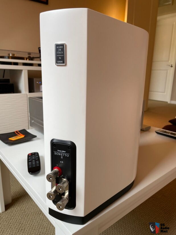 Sonus Faber Sonetto II, White, with stands and original packaging Photo ...