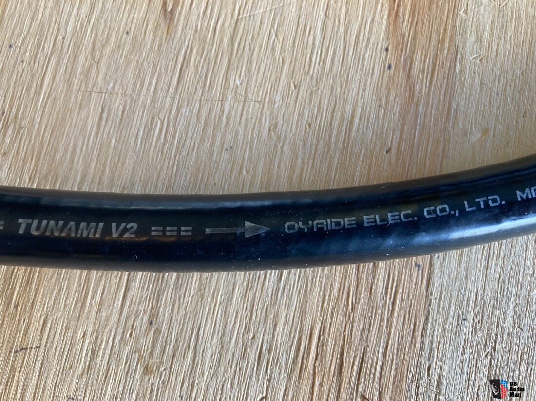 Oyaide Tunami V2 Power Cable 1 Meter (3.3 Feet) Bulk: New and ...