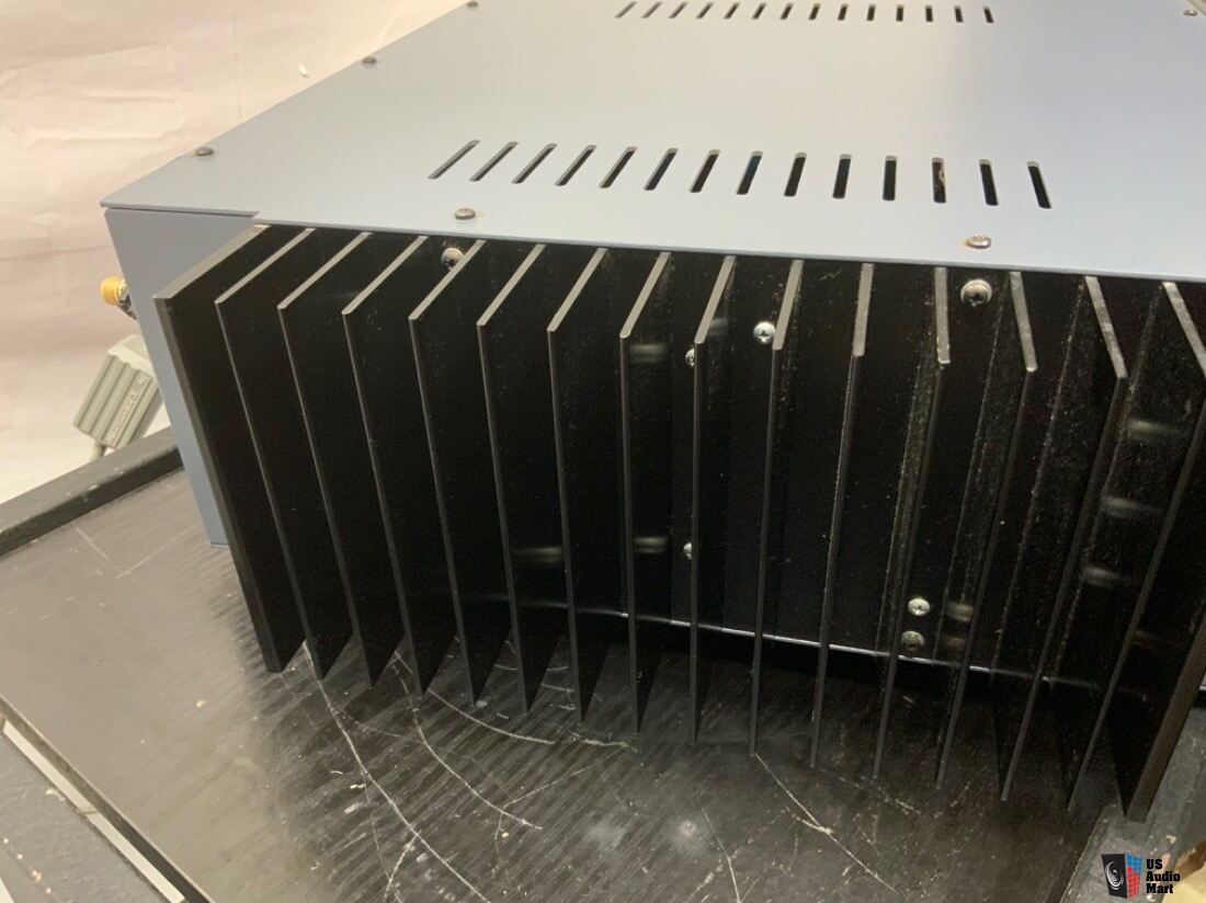 McCormack DNA 0.5 Stereo Amplifier Photo #4062049 - US Audio Mart